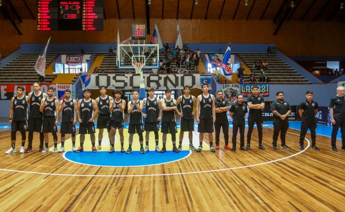 ¡Campeón hay uno solo, se llama Colo Colo! La rama de básquetbol ...