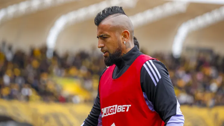 Revelan novedades sobre la continuidad de Arturo Vidal en Colo Colo