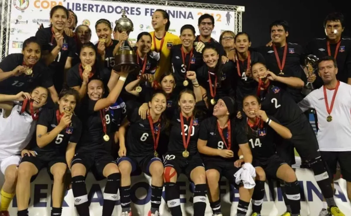 Campeona de la Libertadores en Colo Colo Femenino vuelve a Chile