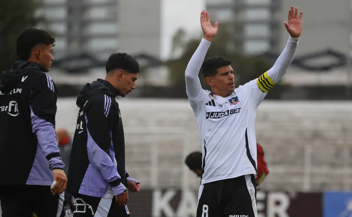 Esteban Pavez parte de Colo Colo y jugará en el fútbol extranjero