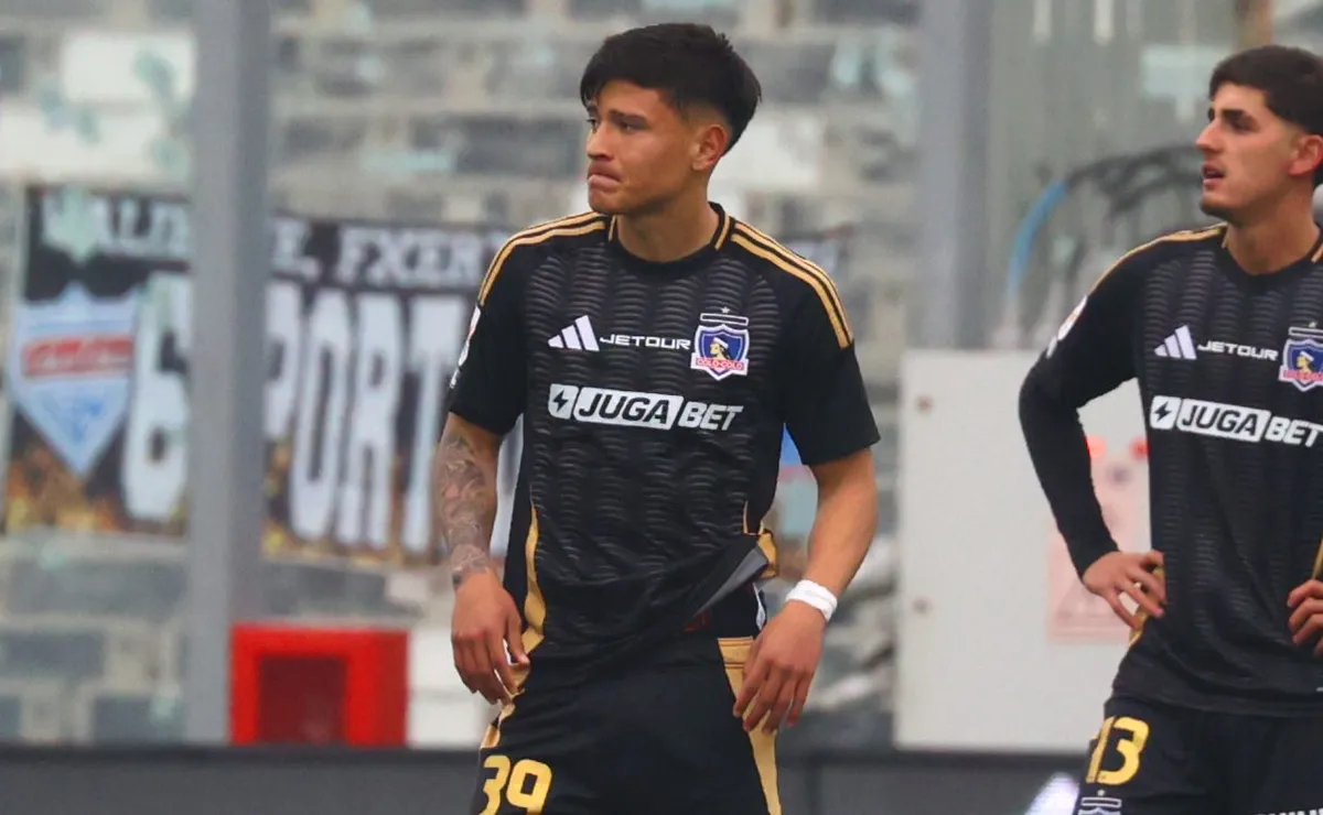 Sebastián Vega, el juvenil que entrenó como titular en Colo Colo