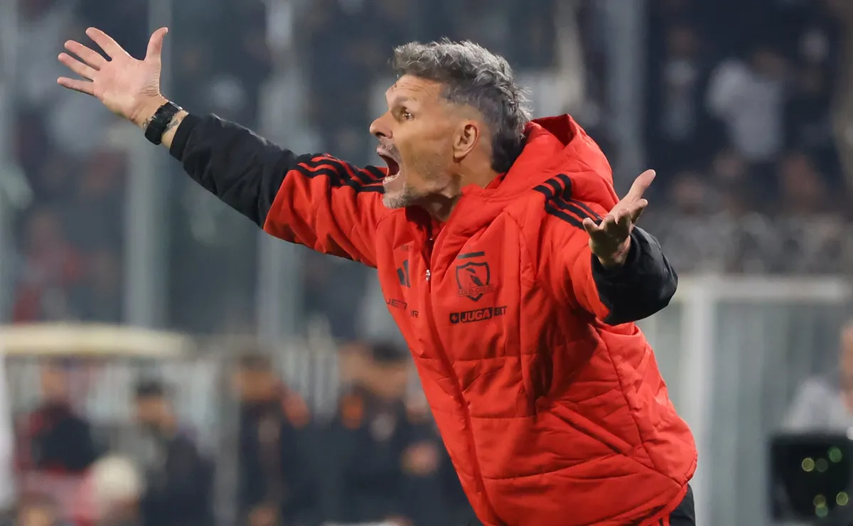 Fernando Ortiz detecta problema en Colo Colo pese a la goleada - DaleAlbo