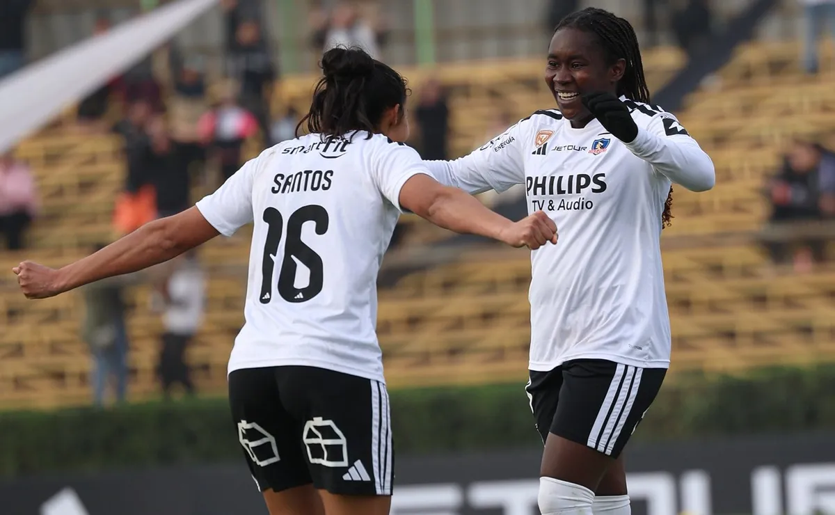 Colo Colo Femenino es fiesta y se pone 2-0 en el Superclásico