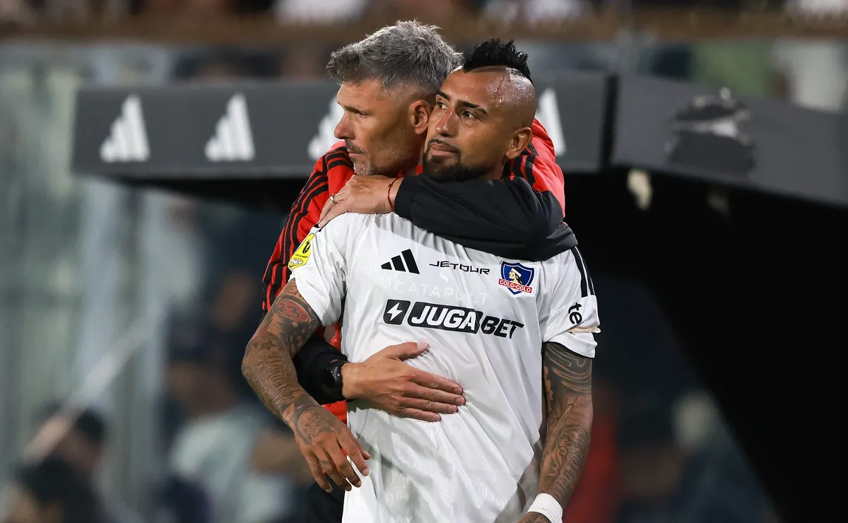 La respuesta de Fernando Ortiz sobre conflicto con Arturo Vidal - DaleAlbo